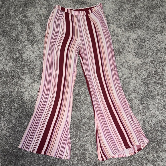 PrettyLittleThing | Pants & Jumpsuits | Multicolored Highwaisted Flare ...